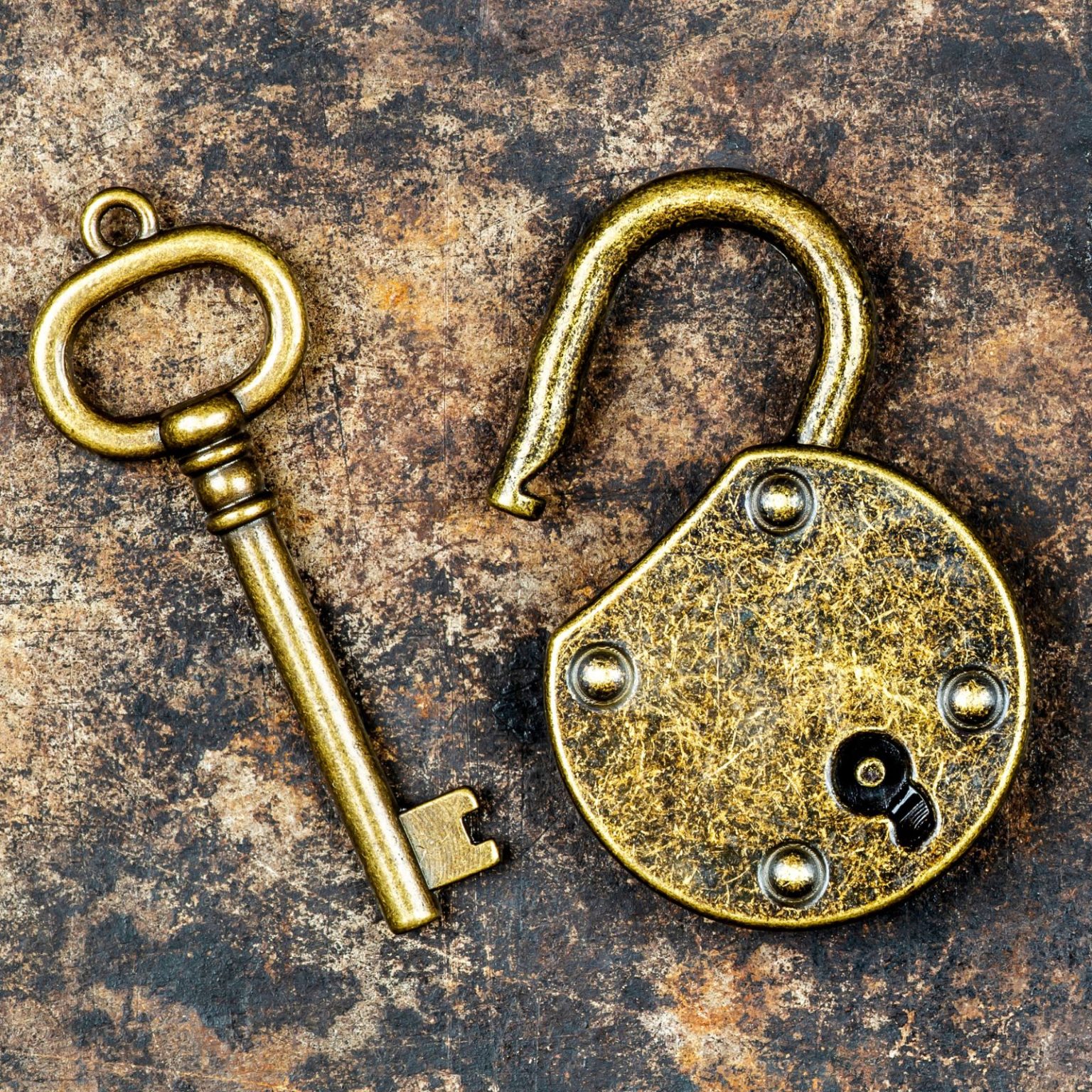 13 Best Escape Room Board Game Picks - The Board Game Reviewer